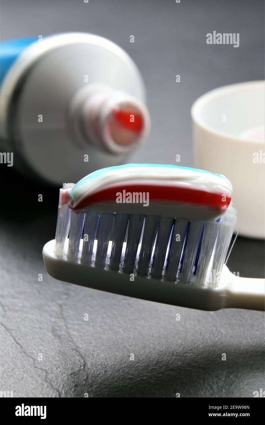toothbrush and toothpaste Stock Photo - Alamy
