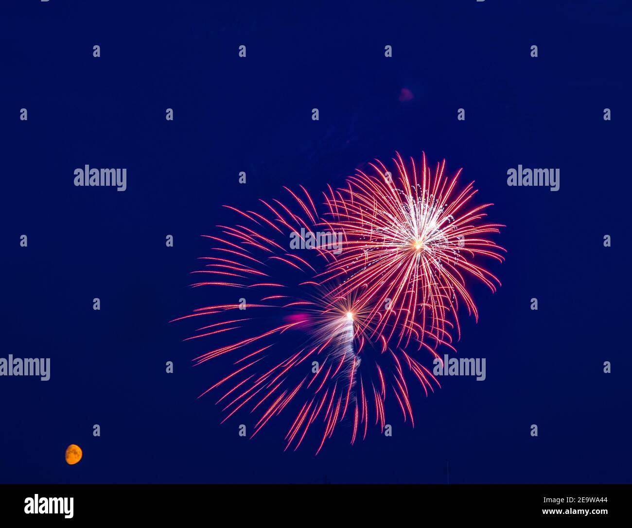 Fireworks display in celebration festival hi-res stock photography and ...