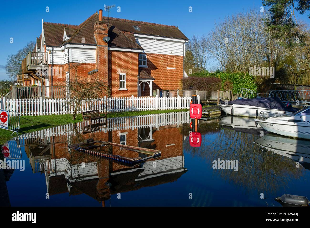 Bourne End, Buckinghamshire, UK. 6th February, 2021. A boat sinks under ...