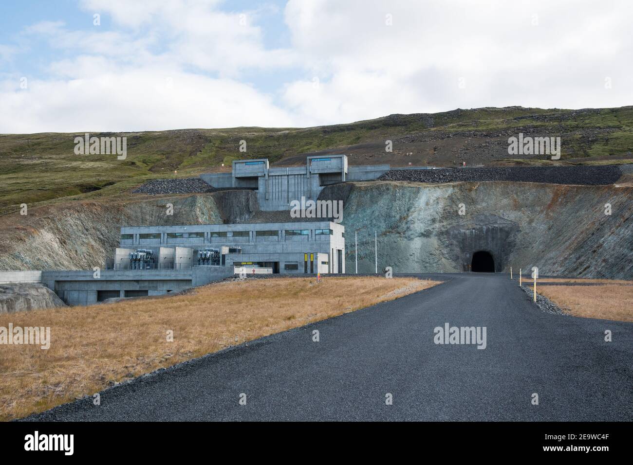 Iceland hydroelectric power plant hi-res stock photography and images ...