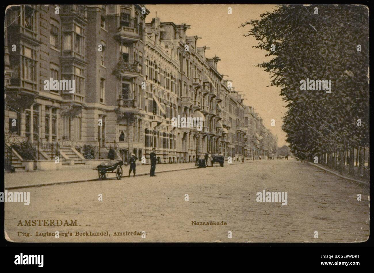 Nassaukade richting Federik Hendrik Plantsoen. Uitgave Logtenberg's ...