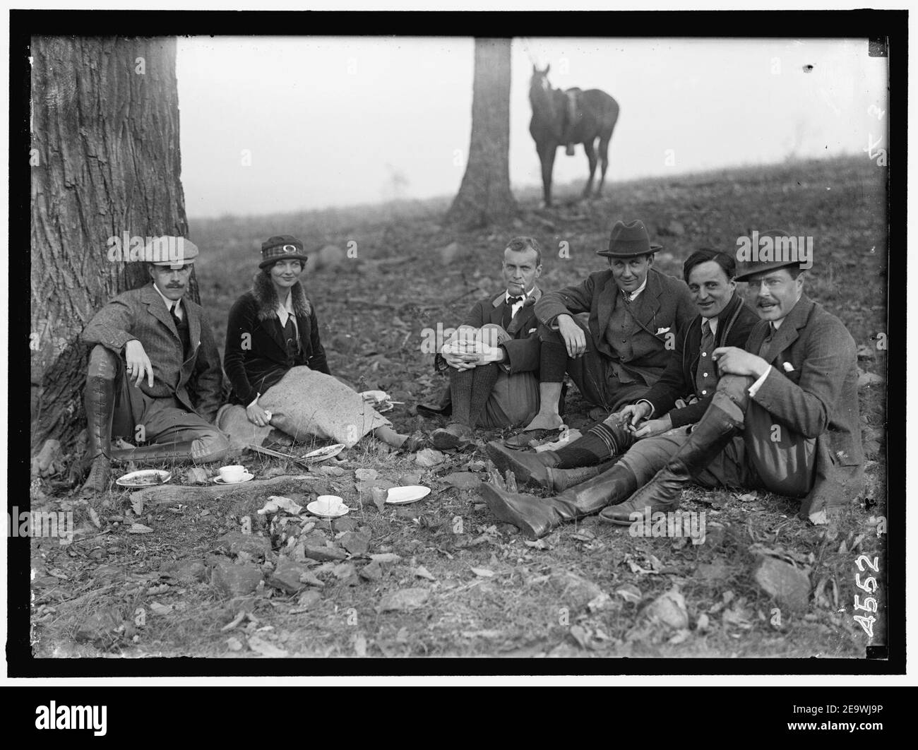 NATIONAL BEAGLE CLUB OF AMERICA. H. WHITEHOUSE; MISS FARGO; CHALMERS ...