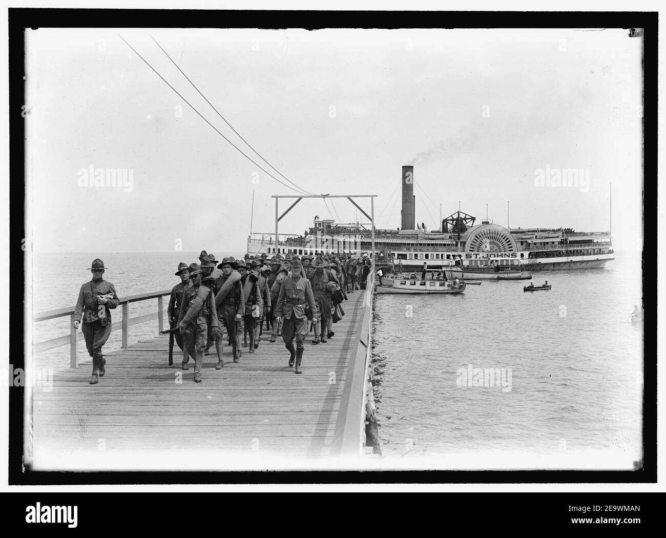 NATIONAL GUARD OF D.C. RETURNING FROM CAMP AT COLONIAL BEACH Stock ...