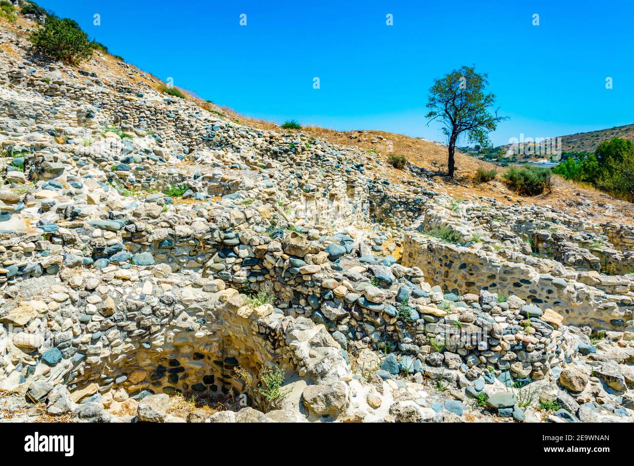 Original neolithic dwellings at Choirokoitia, Cyprus Stock Photo - Alamy