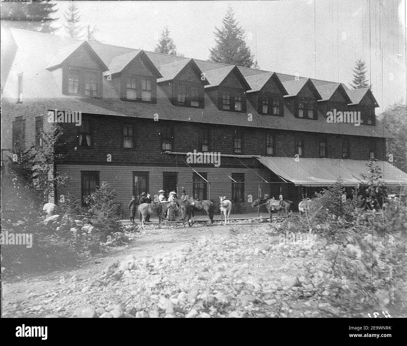 Longmire inn hi-res stock photography and images - Alamy