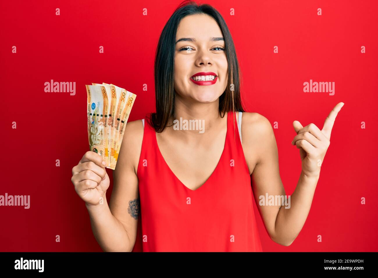 Philippine money 500 hi-res stock photography and images - Alamy