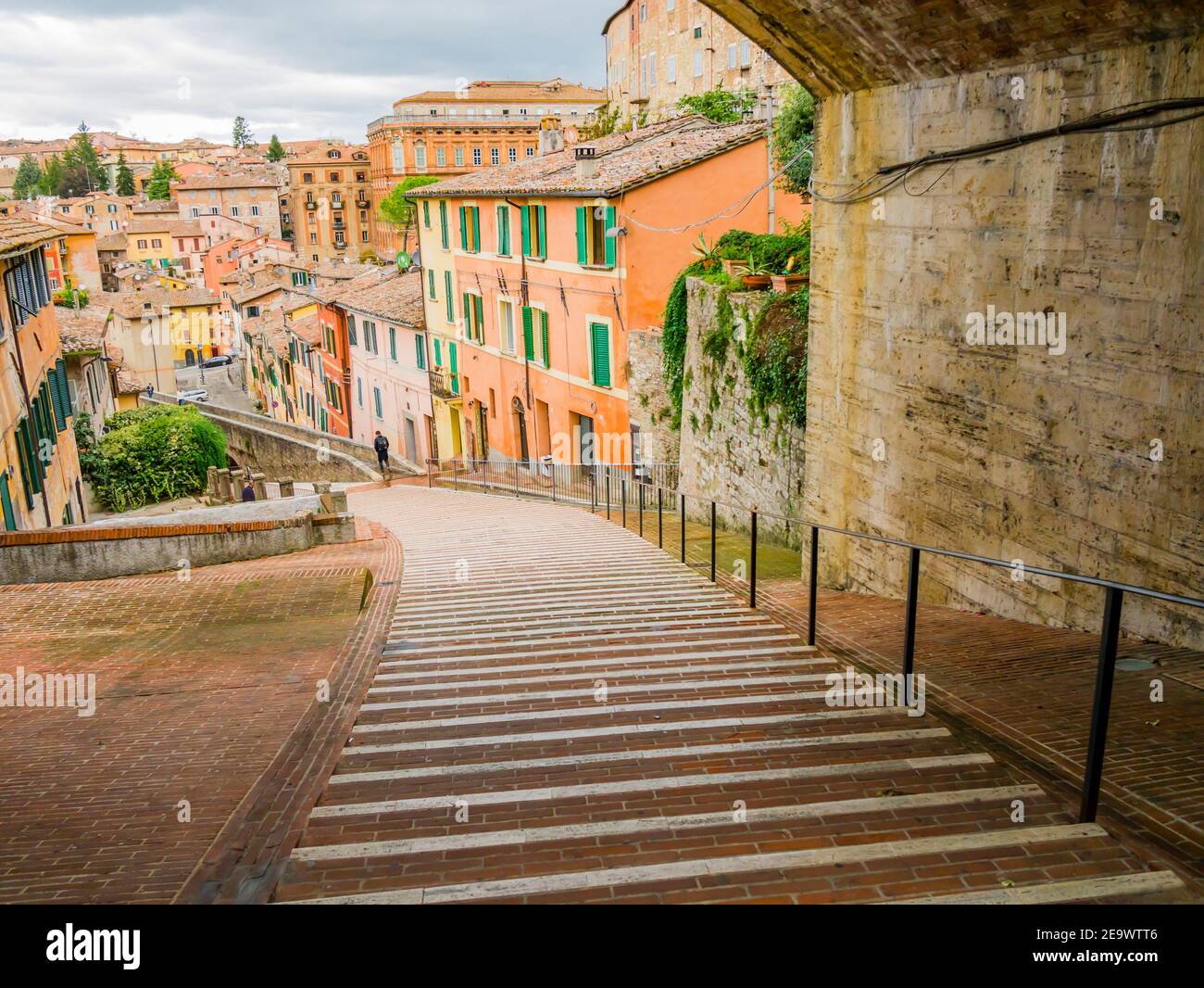 Perugia street umbria italy hi-res stock photography and images - Alamy