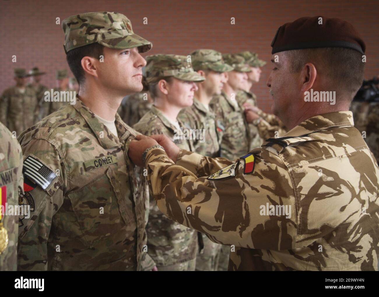Romanian soldier hi-res stock photography and images - Alamy