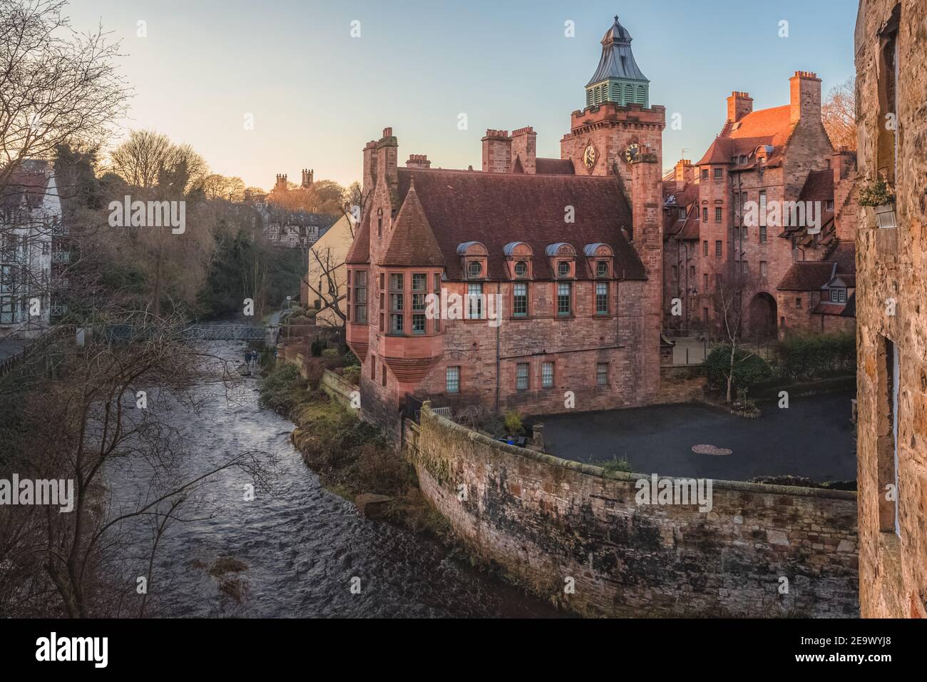 Well court hi-res stock photography and images - Alamy
