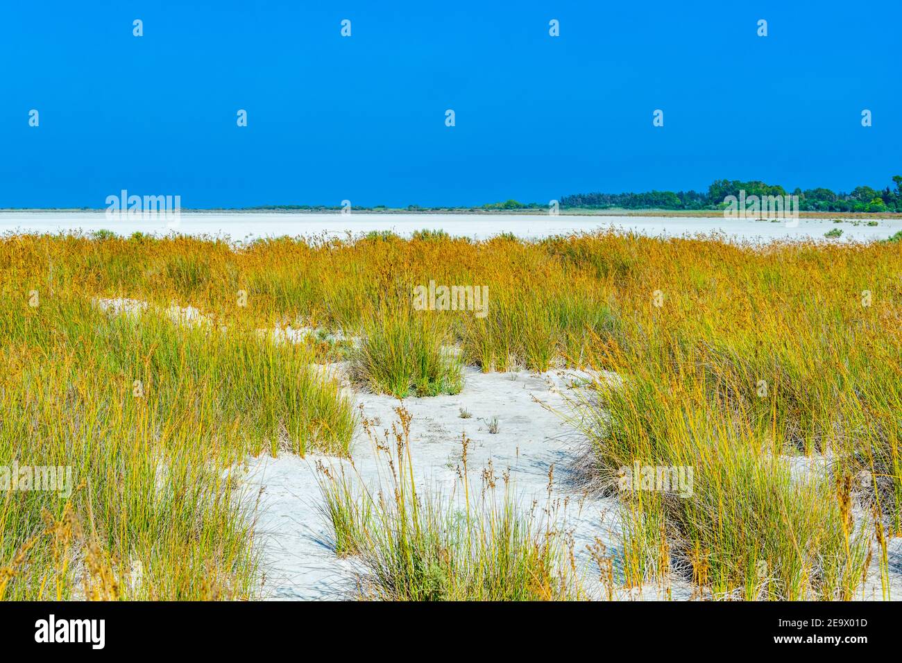 Akrotiri salt lake hi-res stock photography and images - Alamy