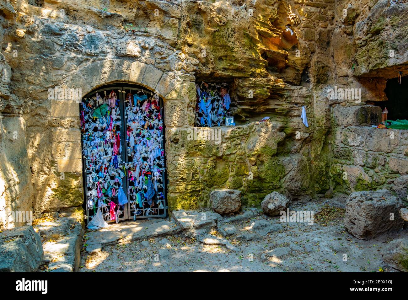 Agia Solomoni catacombs in Paphos, Cyprus Stock Photo - Alamy