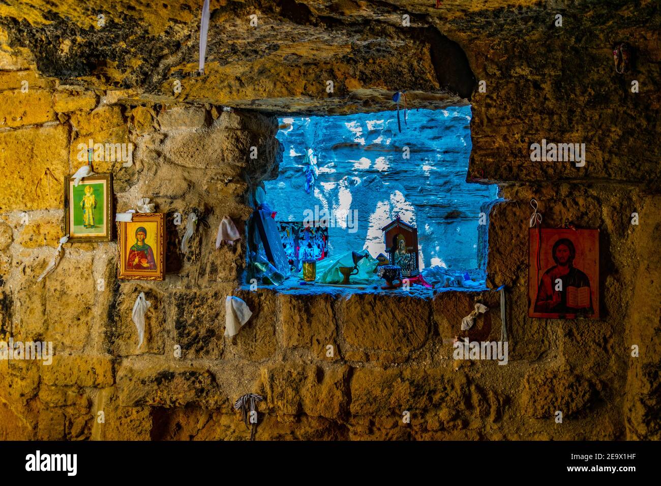 Agia Solomoni catacombs in Paphos, Cyprus Stock Photo - Alamy