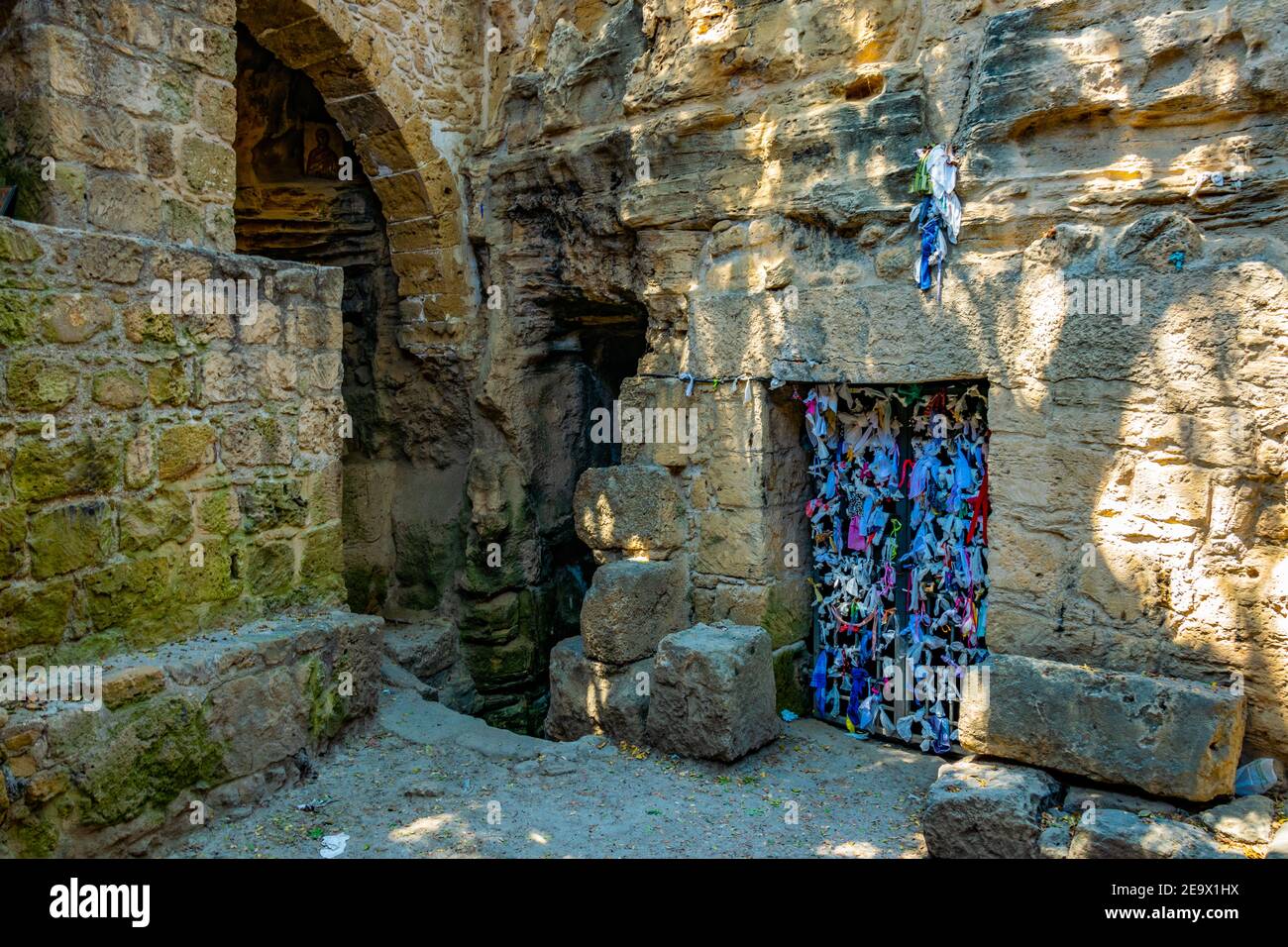 Agia Solomoni catacombs in Paphos, Cyprus Stock Photo - Alamy