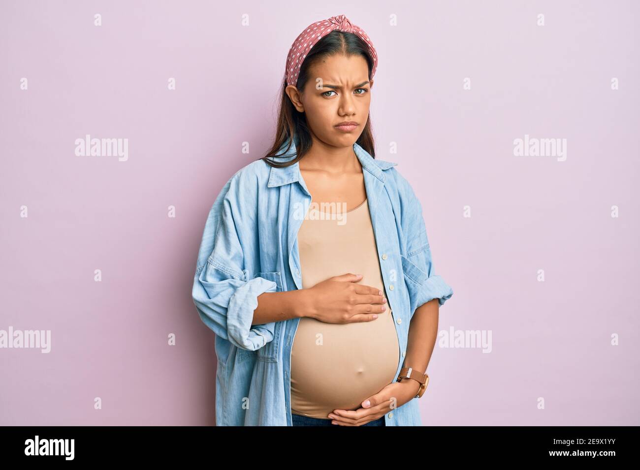 Grumpy child parents hi-res stock photography and images - Alamy