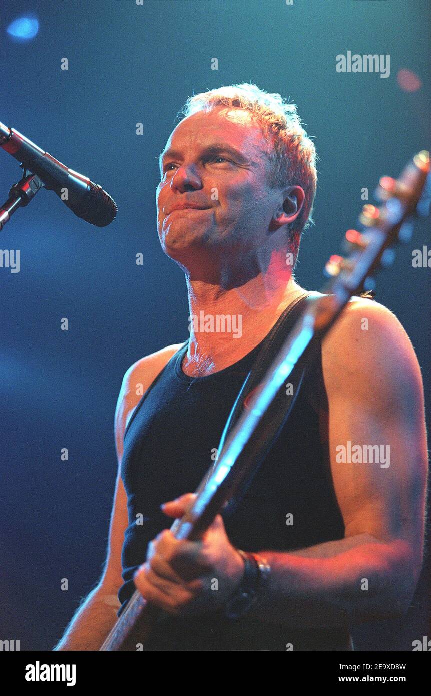 Musician sting performing royal albert hall hi-res stock photography ...