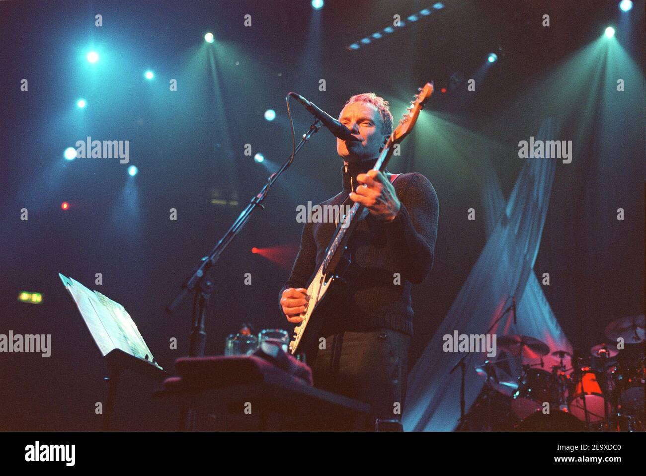 Sting 2000 hi-res stock photography and images - Alamy