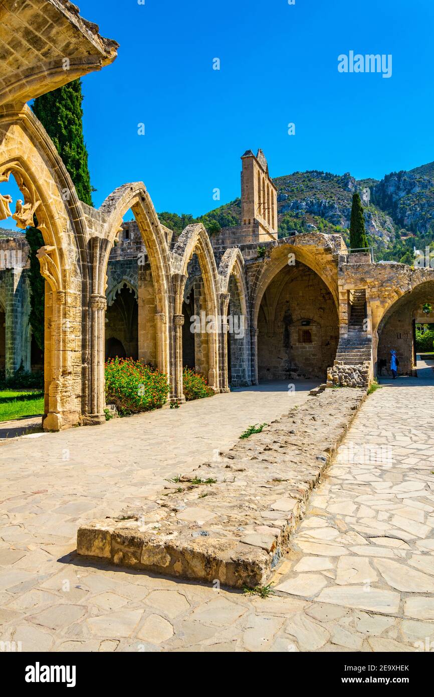 Bellapais abbey arch garden hi-res stock photography and images - Alamy