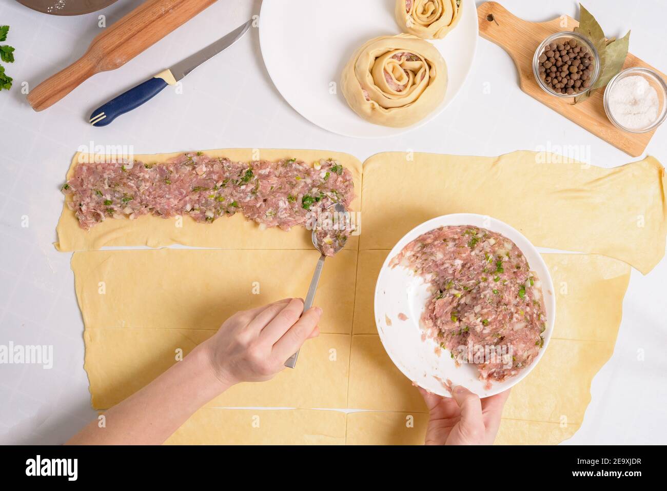 the process of cooking Uzbek manti at home, the ingredients are meat ...