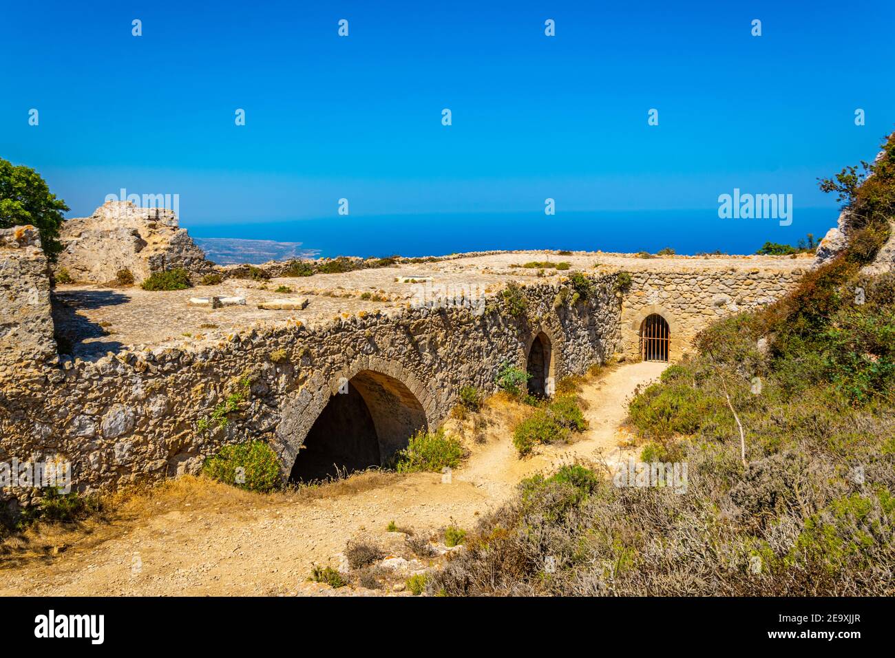Kantara castle in cyprus turkish hi-res stock photography and images ...