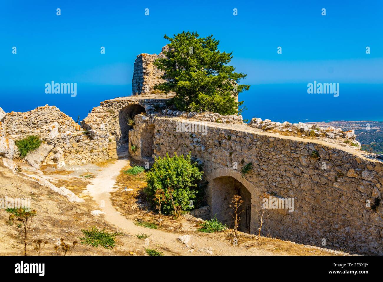 Ruins of Kantara castle in the northern Cyprus Stock Photo - Alamy