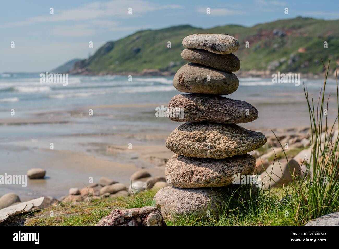 Balance stones. Pebbles on the beach by the sea Stock Photo - Alamy