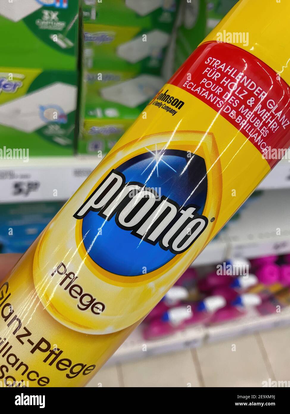 Pronto spray hi-res stock photography and images - Alamy