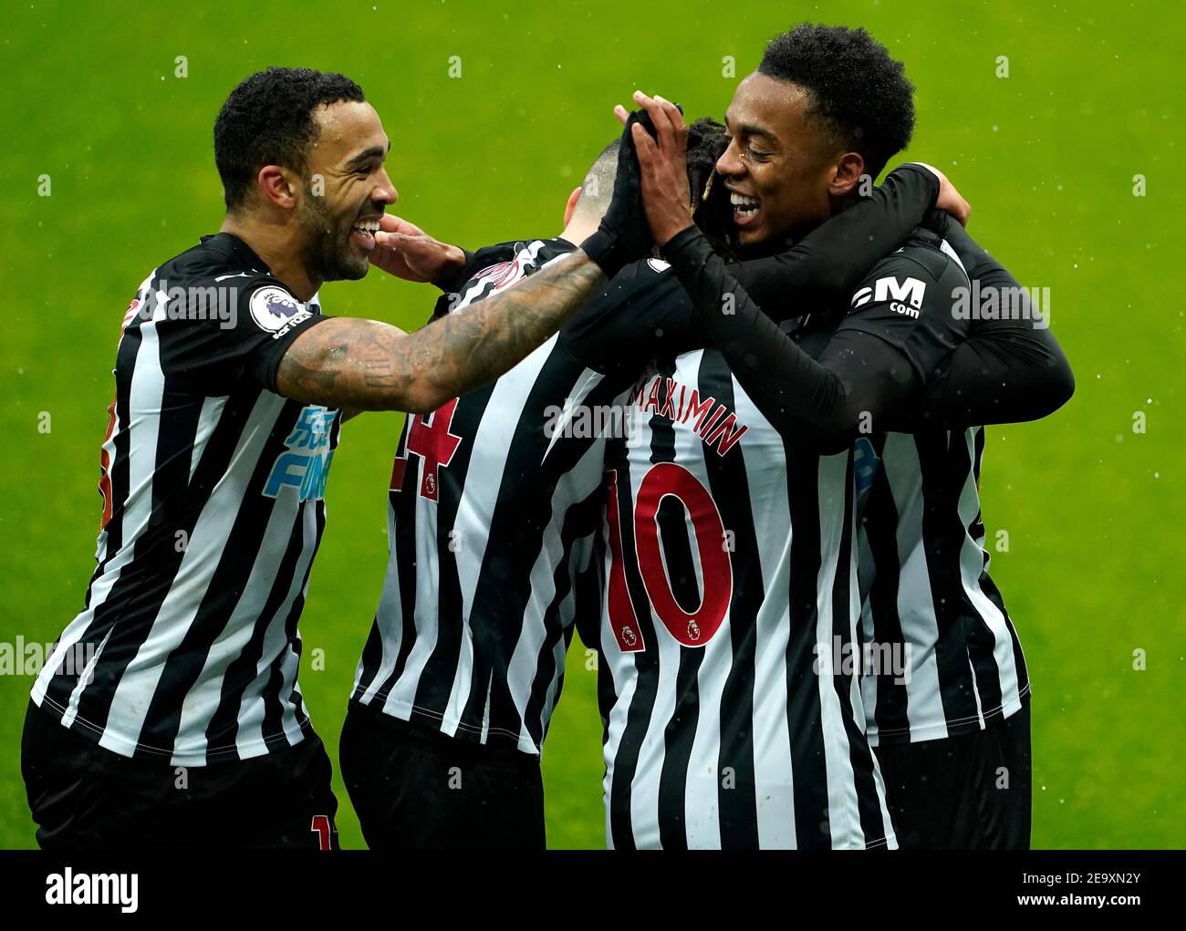 Joe willock newcastle celebration hi-res stock photography and images ...