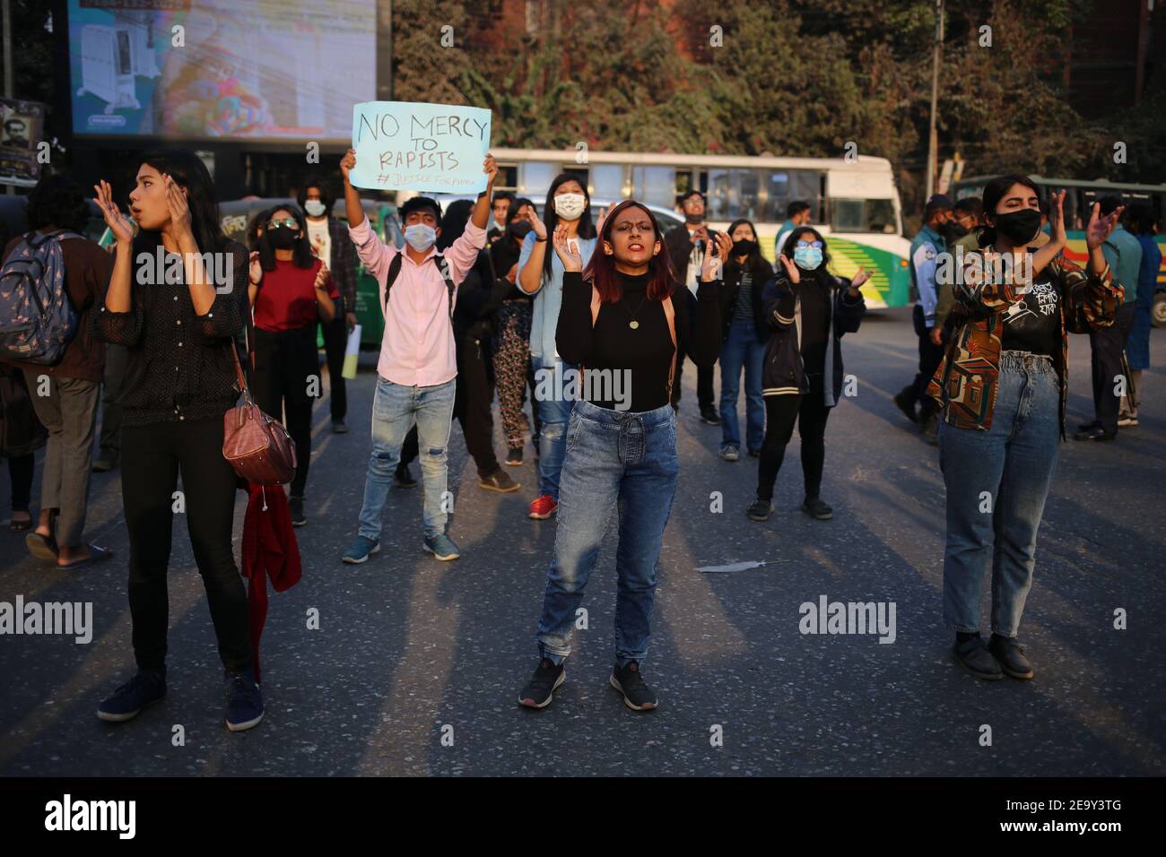 Dhaka, Bangladesh. 6th Feb, 2021. A group of students came out with a ...