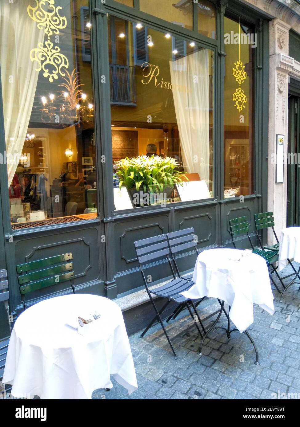 Lugano switzerland cafe hi-res stock photography and images - Alamy