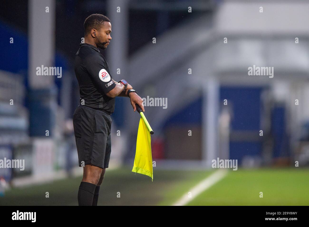 Assistant referee akil howson hi-res stock photography and images - Alamy