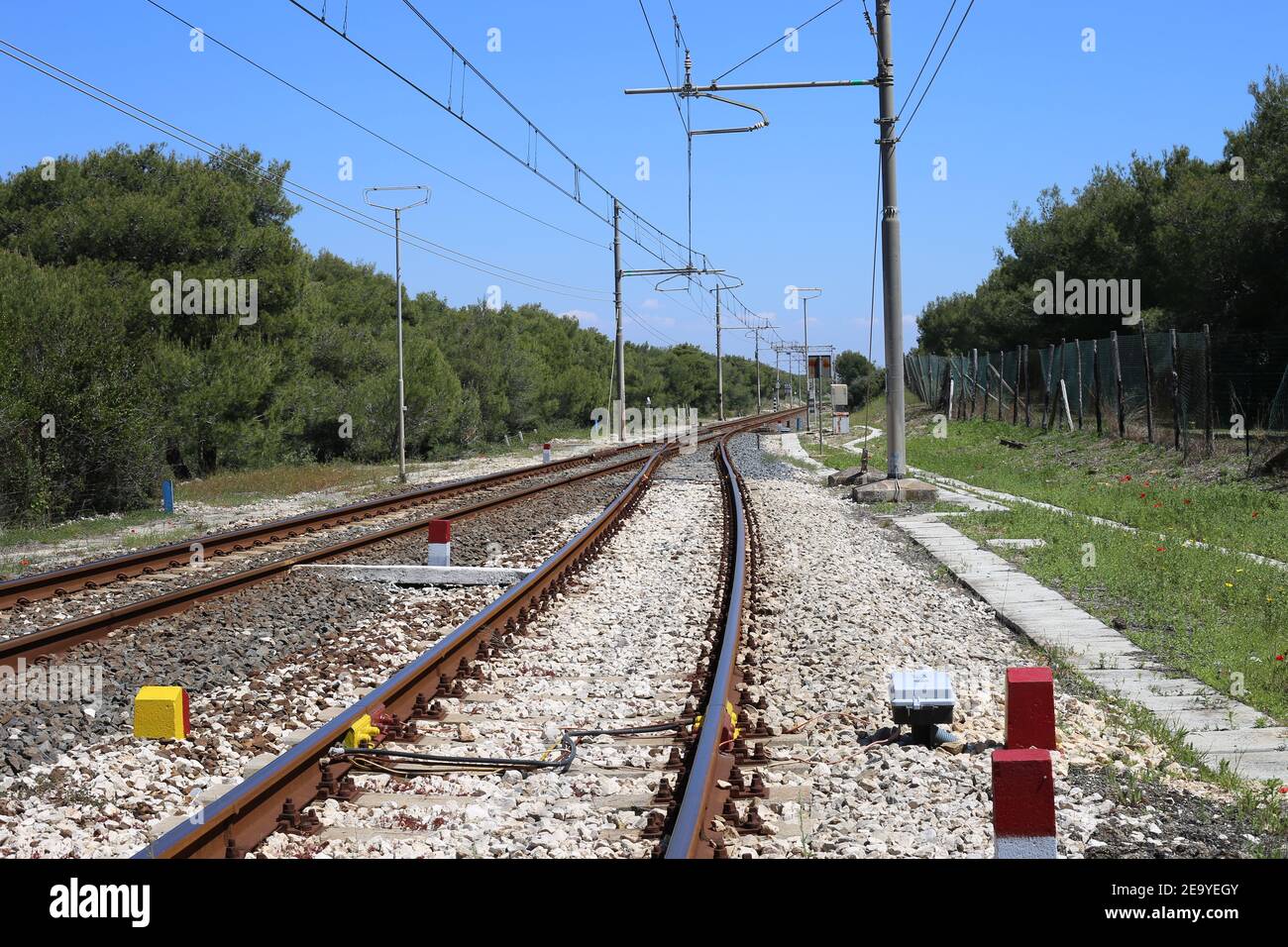 Train track and house in the woods hi-res stock photography and images ...