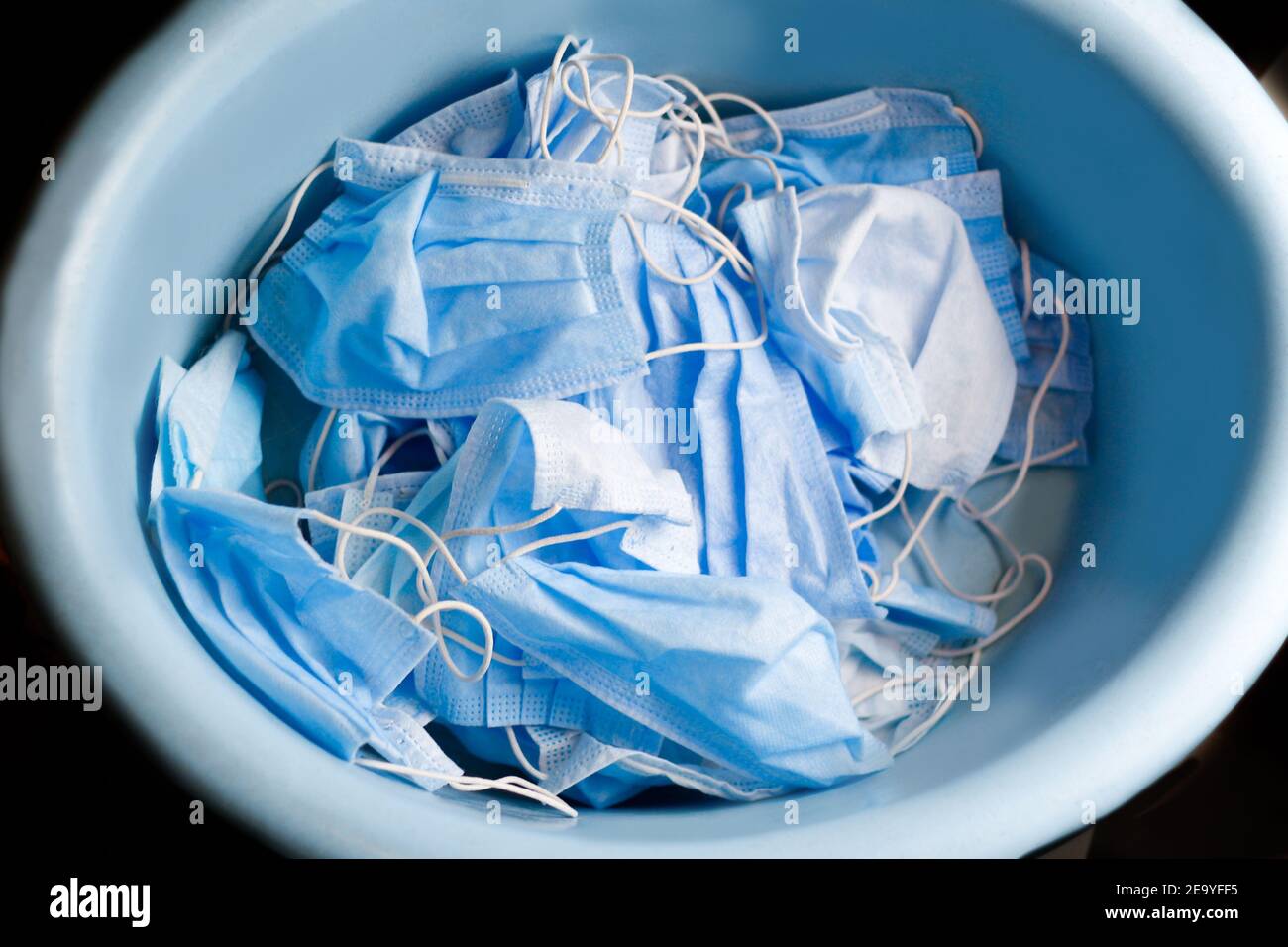 Oval mask hi-res stock photography and images - Alamy