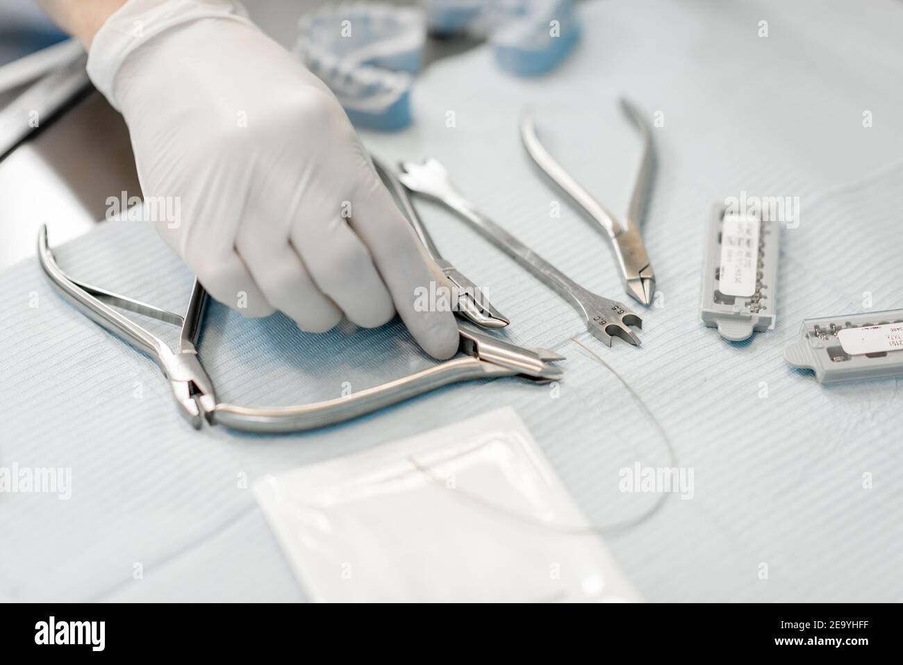 Dentist working model hi-res stock photography and images - Alamy