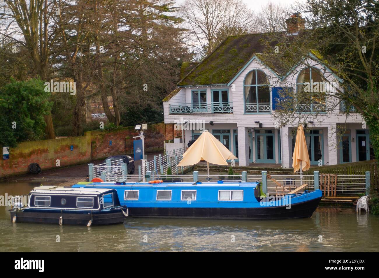 Restaurants flooded floods hi-res stock photography and images - Alamy