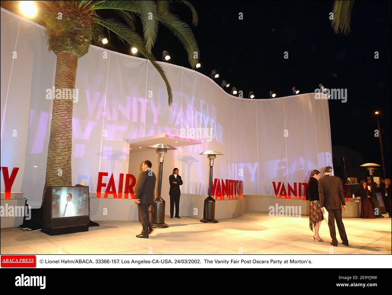 2002 vanity fair oscar party hi-res stock photography and images - Alamy