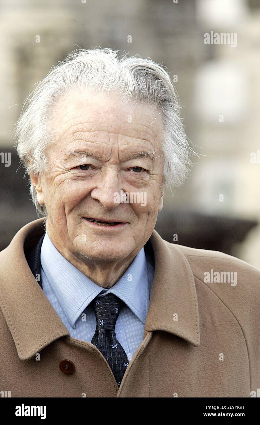 Former French Foreign Minister Roland Dumas at late French President ...