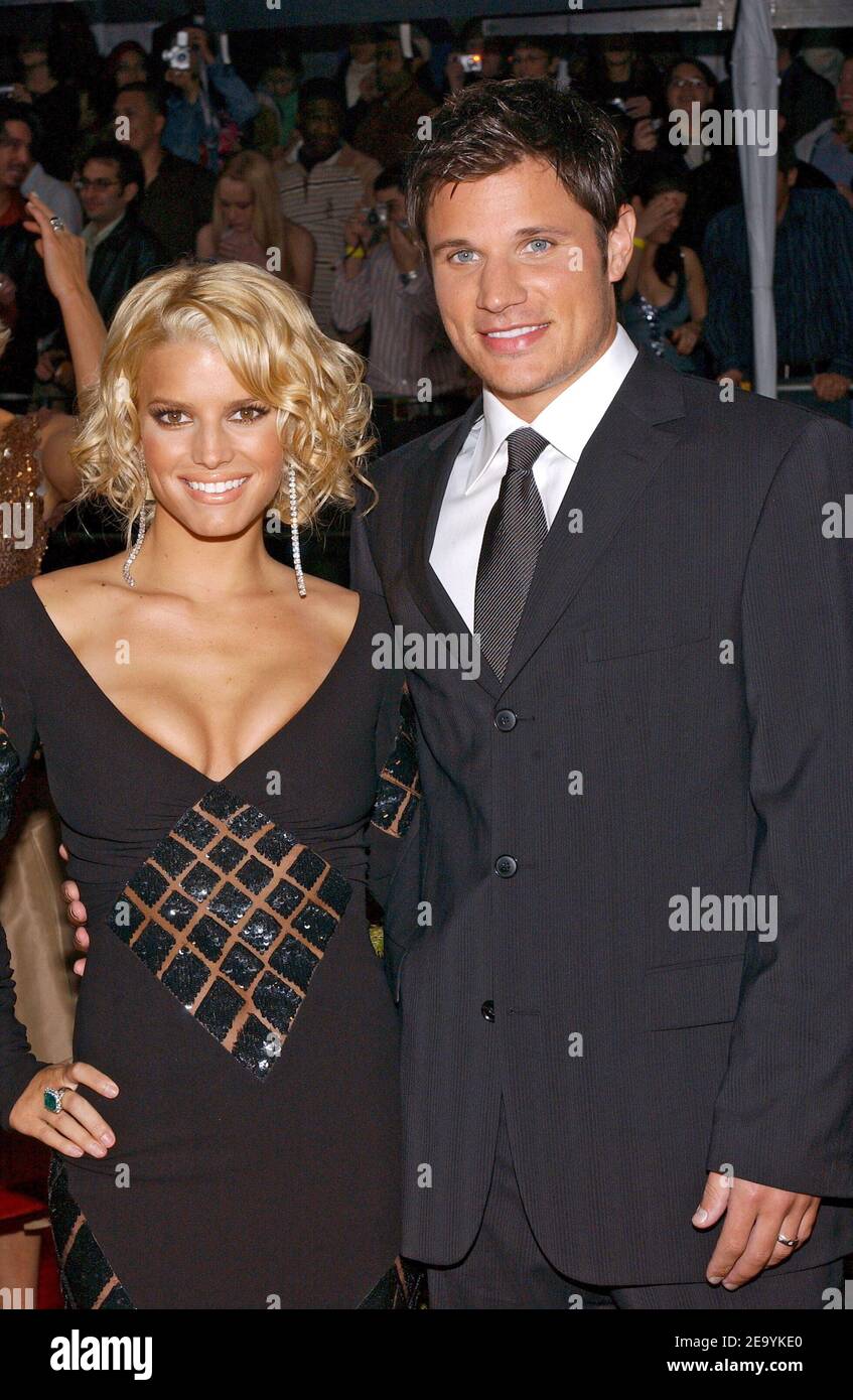 Nick lachey jessica simpson hi-res stock photography and images - Alamy