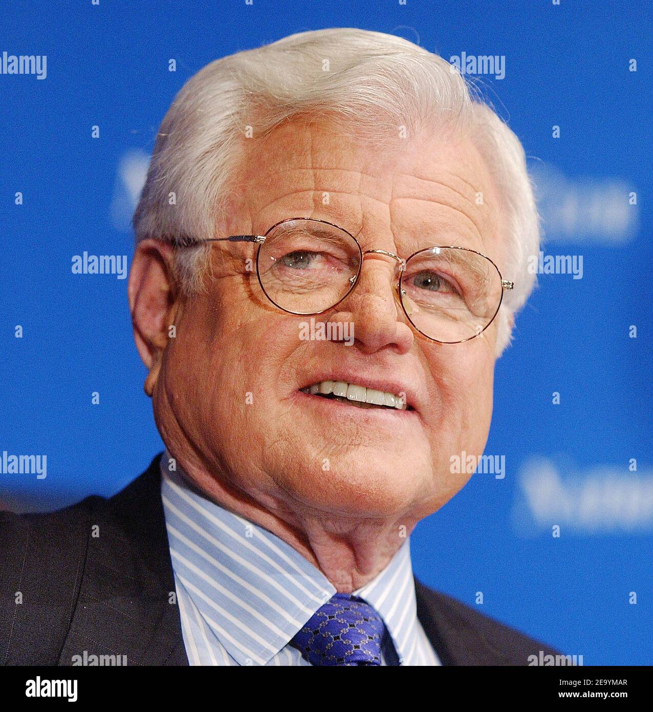 Edward kennedy vertical hi-res stock photography and images - Alamy