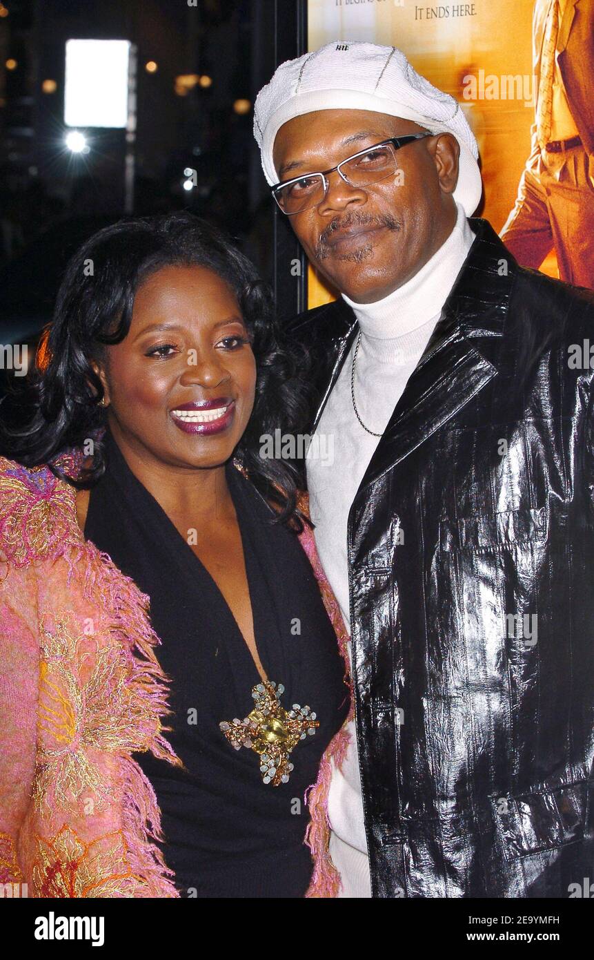 U.S. actor Samuel L. Jackson and his wife attend the premiere of 'Coach ...