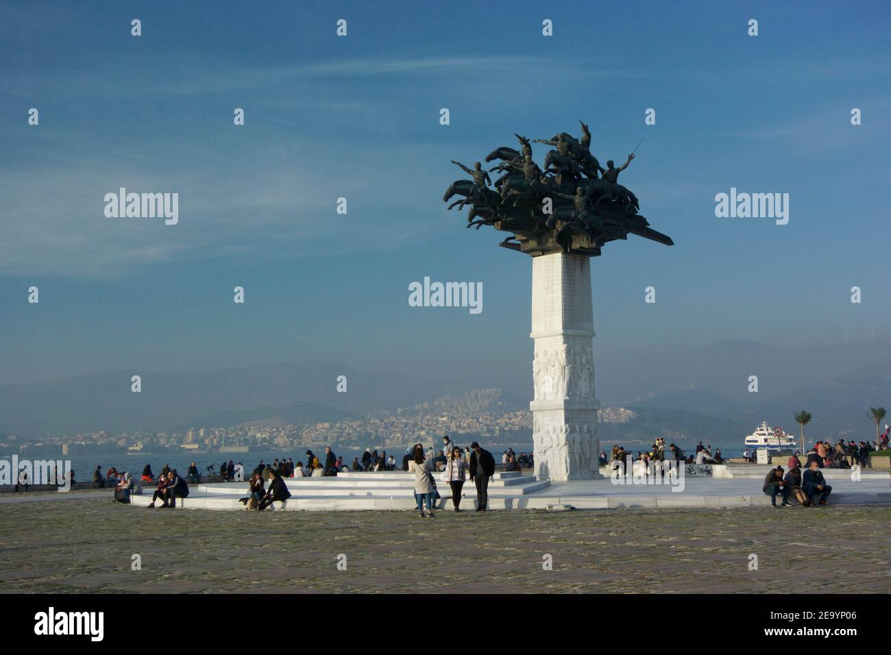 Republic Tree monument, Gundogdu Meydani Aniti, Izmir, Turkey Stock ...