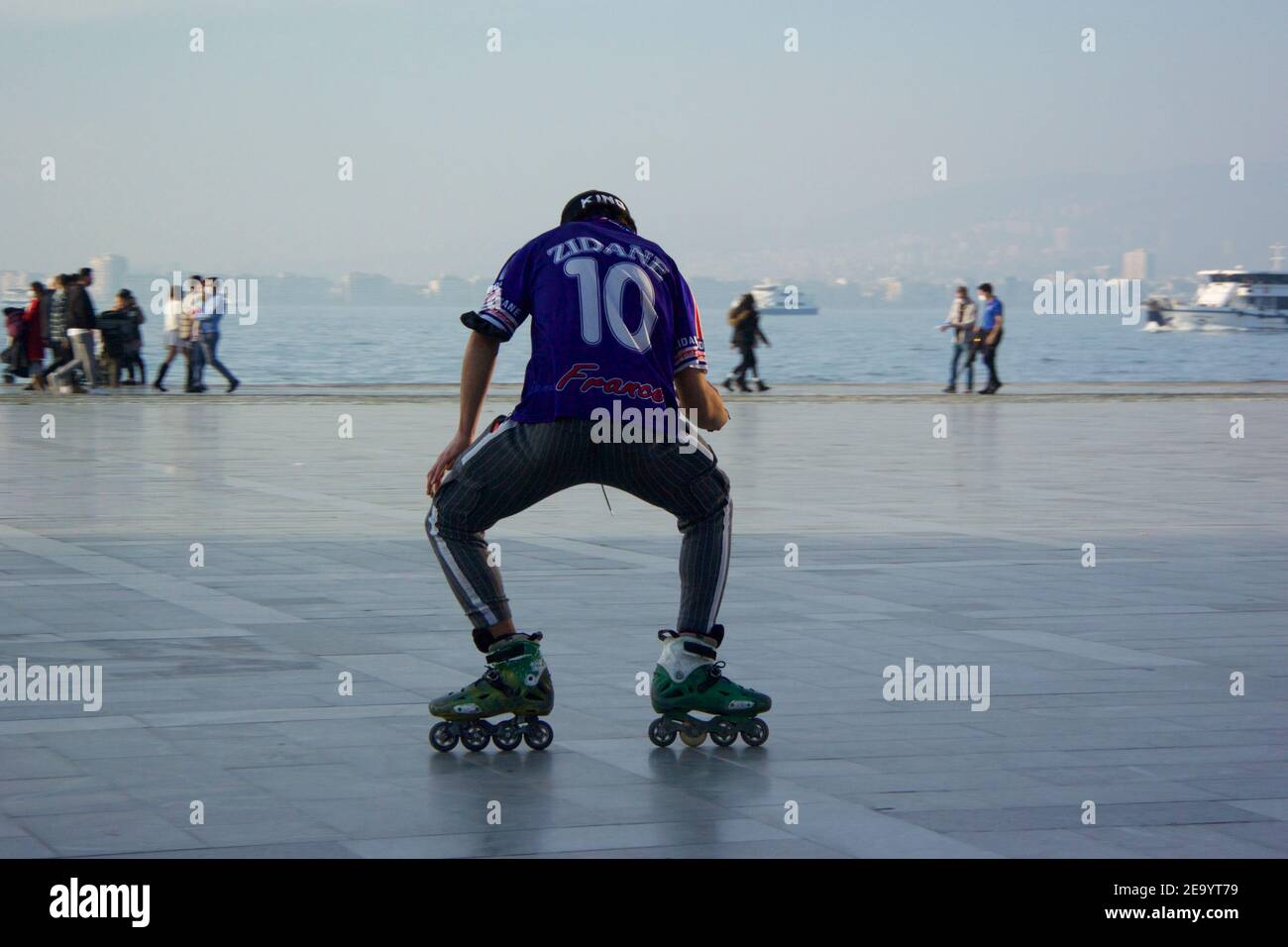 Seafront roller skating hi-res stock photography and images - Alamy