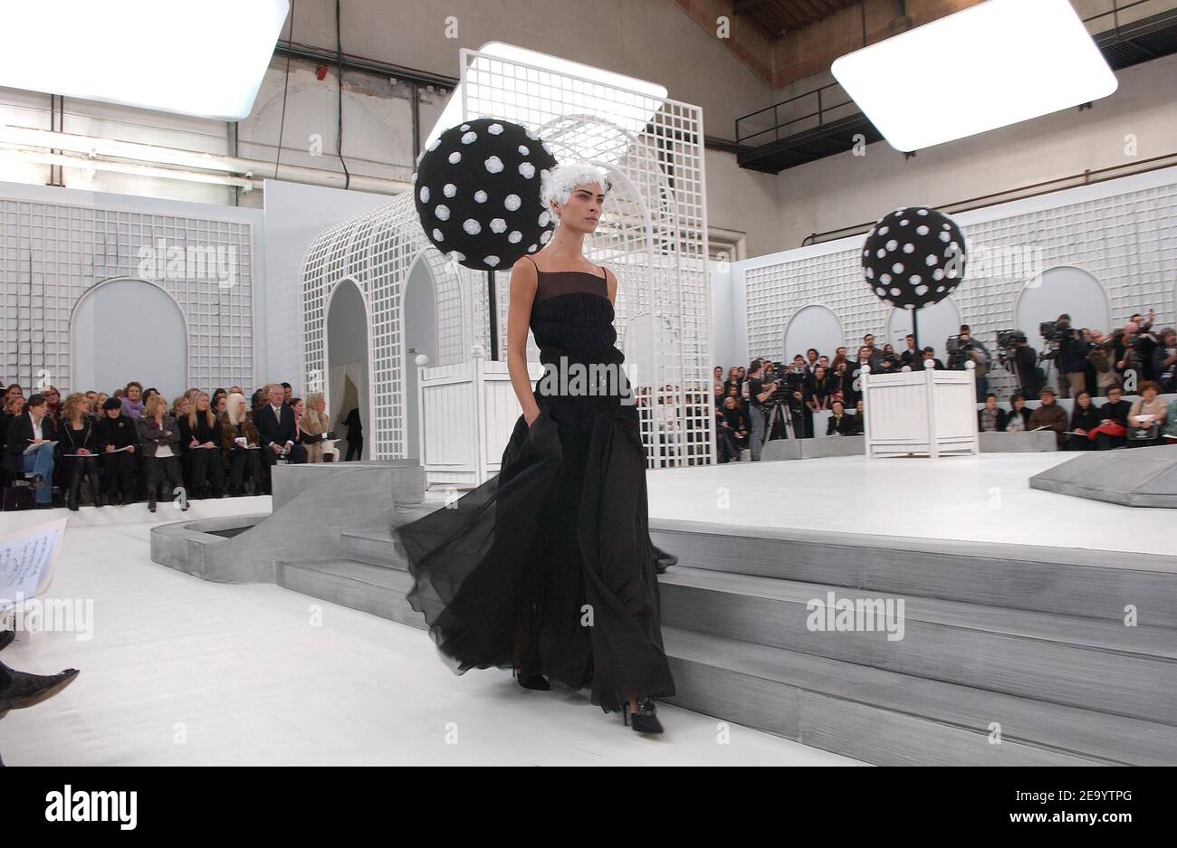 Presentation of the 2005 Spring-Summer Haute-Couture collection by ...
