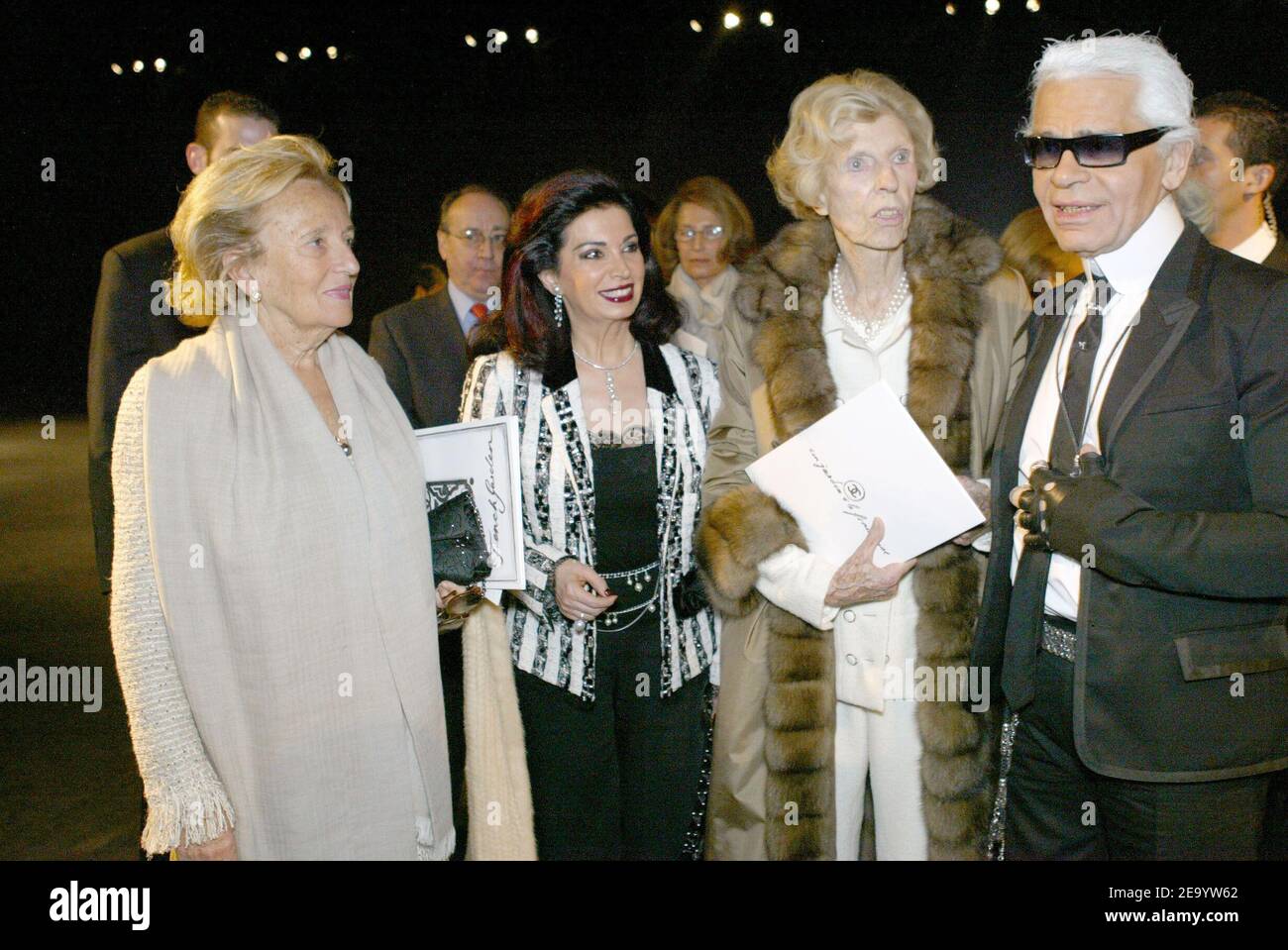 (l to r) Bernadette Chirac, Mrs Rafic Hariri, Madame Claude Pompidou ...