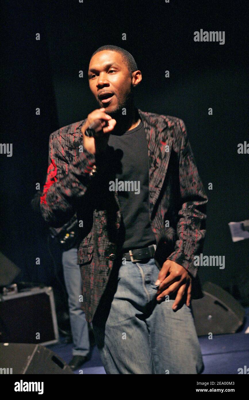 Slai hi-res stock photography and images - Alamy