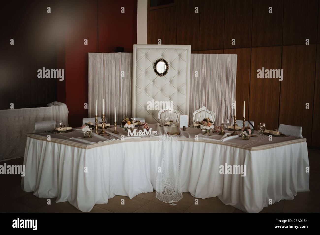 an empty wedding couple's table at the dinner Stock Photo - Alamy