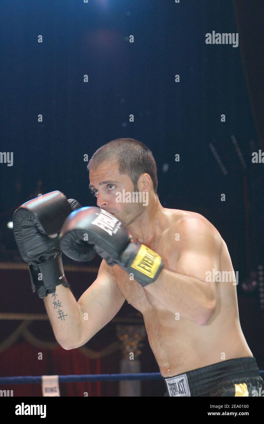French actor David Charvet participates in a boxing match during 'Le ...