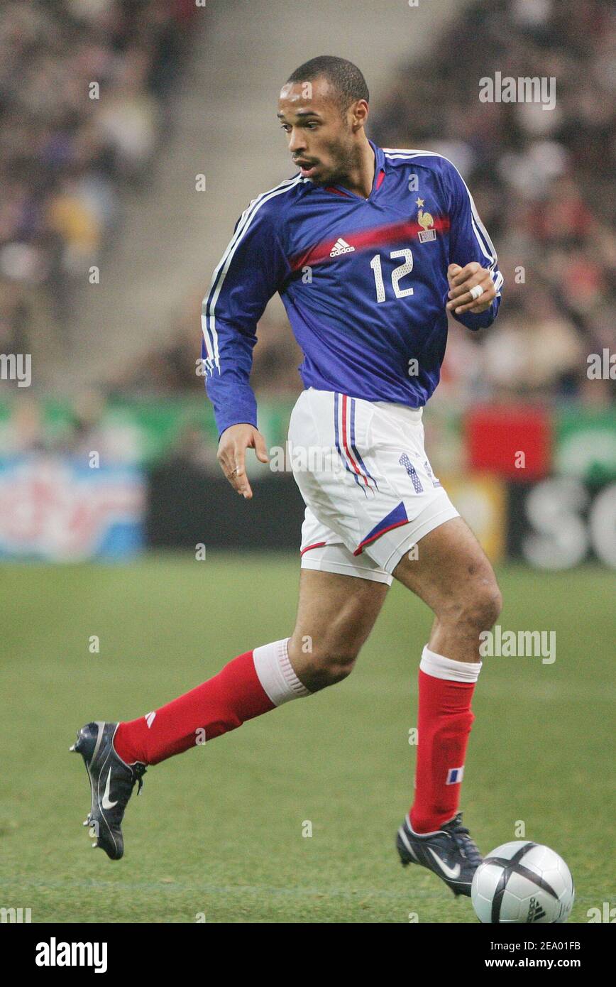 French soccer player thierry henry hi-res stock photography and images ...