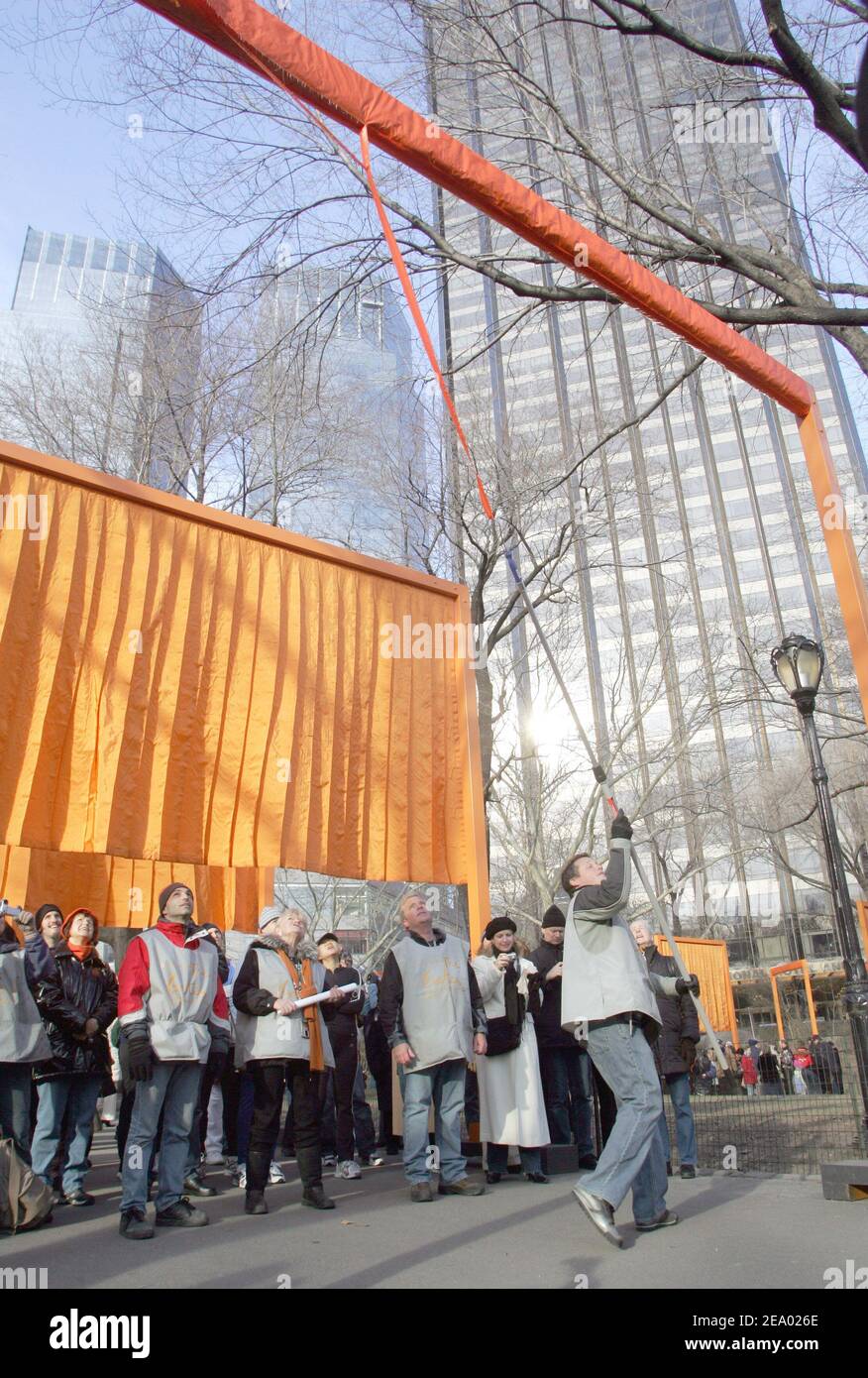 Central park art installation gates hi-res stock photography and images ...