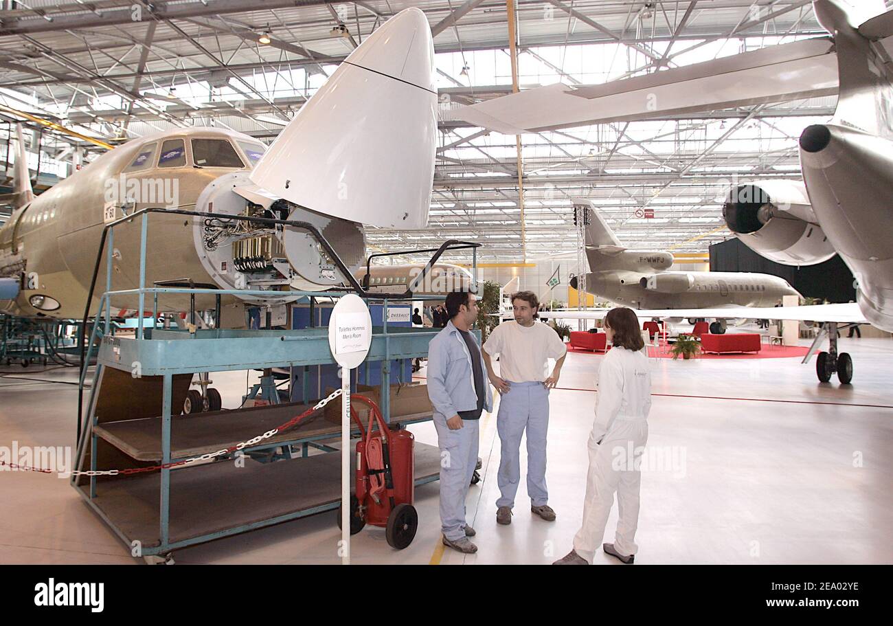 Dassault Falcon 7X assembly hall at Dassault Aviation plant in Merignac ...