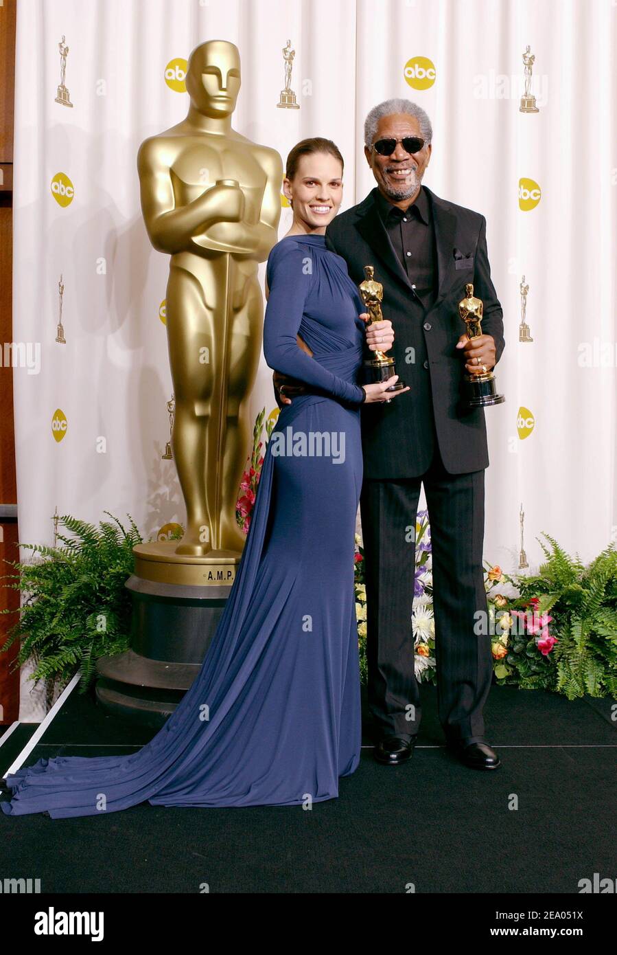 Hilary Swank Million Dollar Baby Oscar Dress